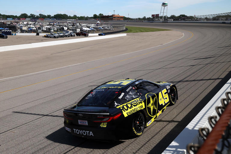 Tyler Reddick's regular season title hopes take a hit in NASCAR ...