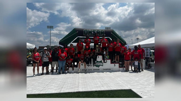 2 local high schools win boys track state championships