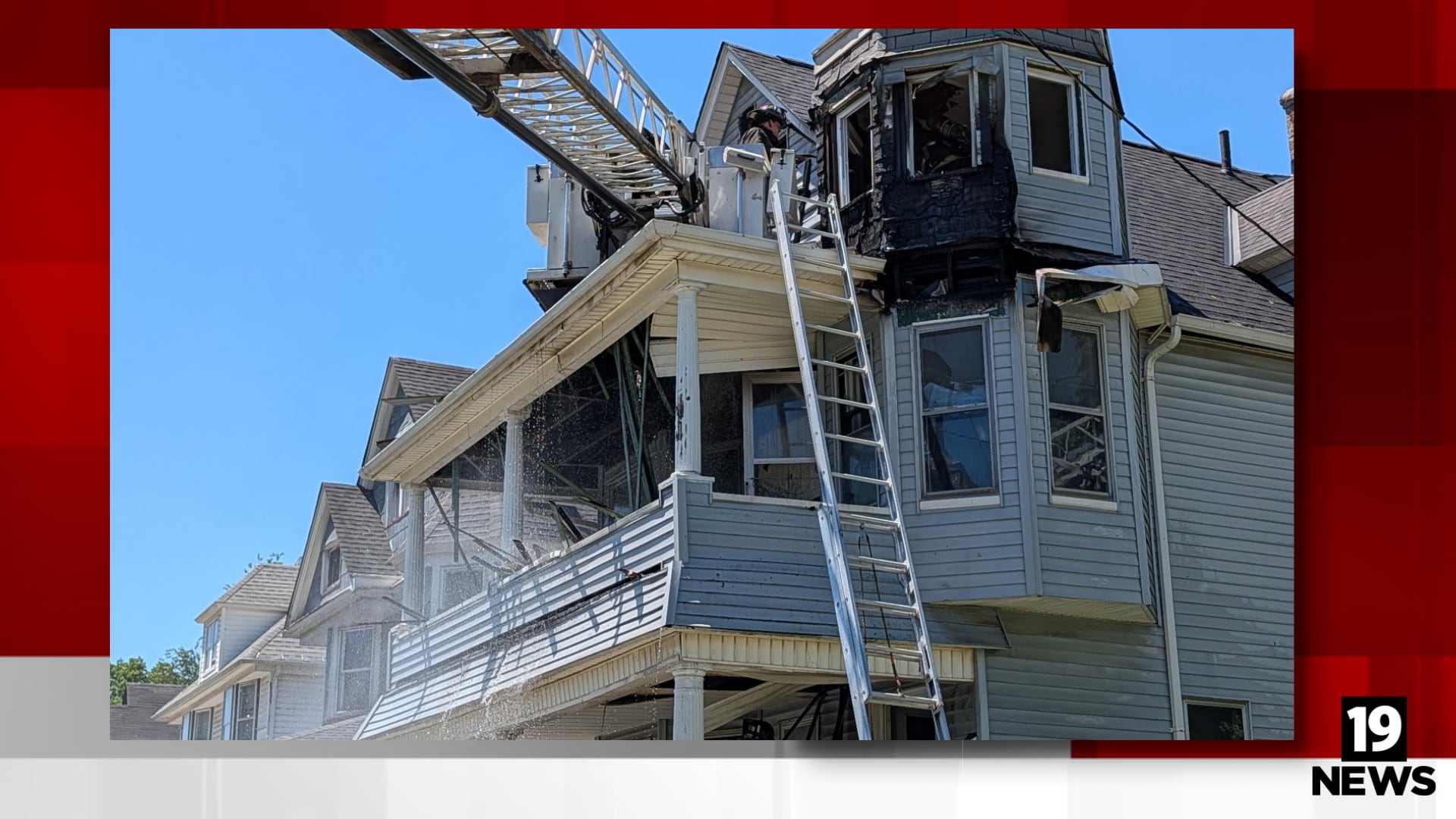 Firefighters rescue 15 people, 4 pets from Cleveland electrical fire