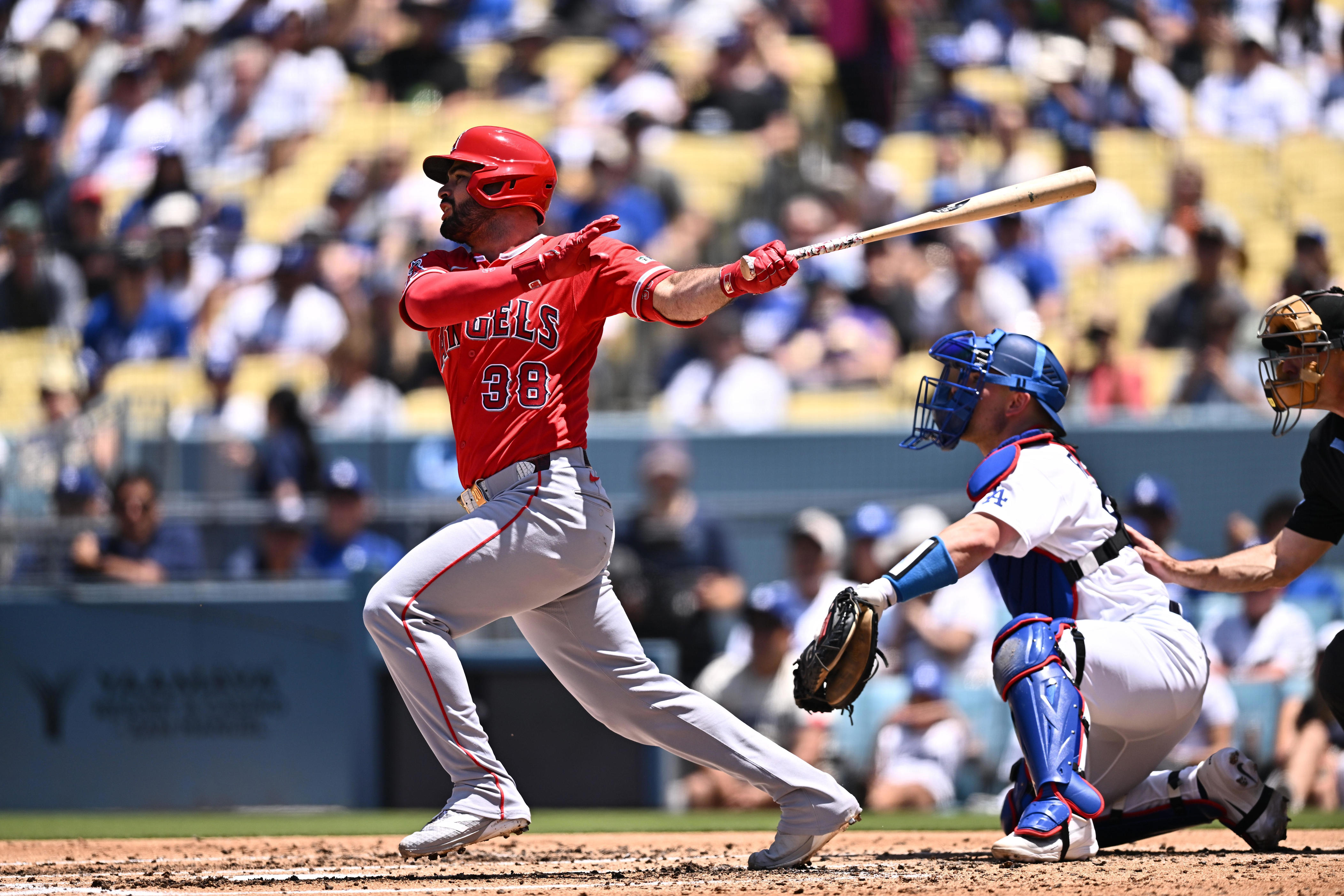 Angels storm back with dominant 13-5 win over Dodgers