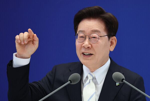 President Lee denies anger behind Israel criticism