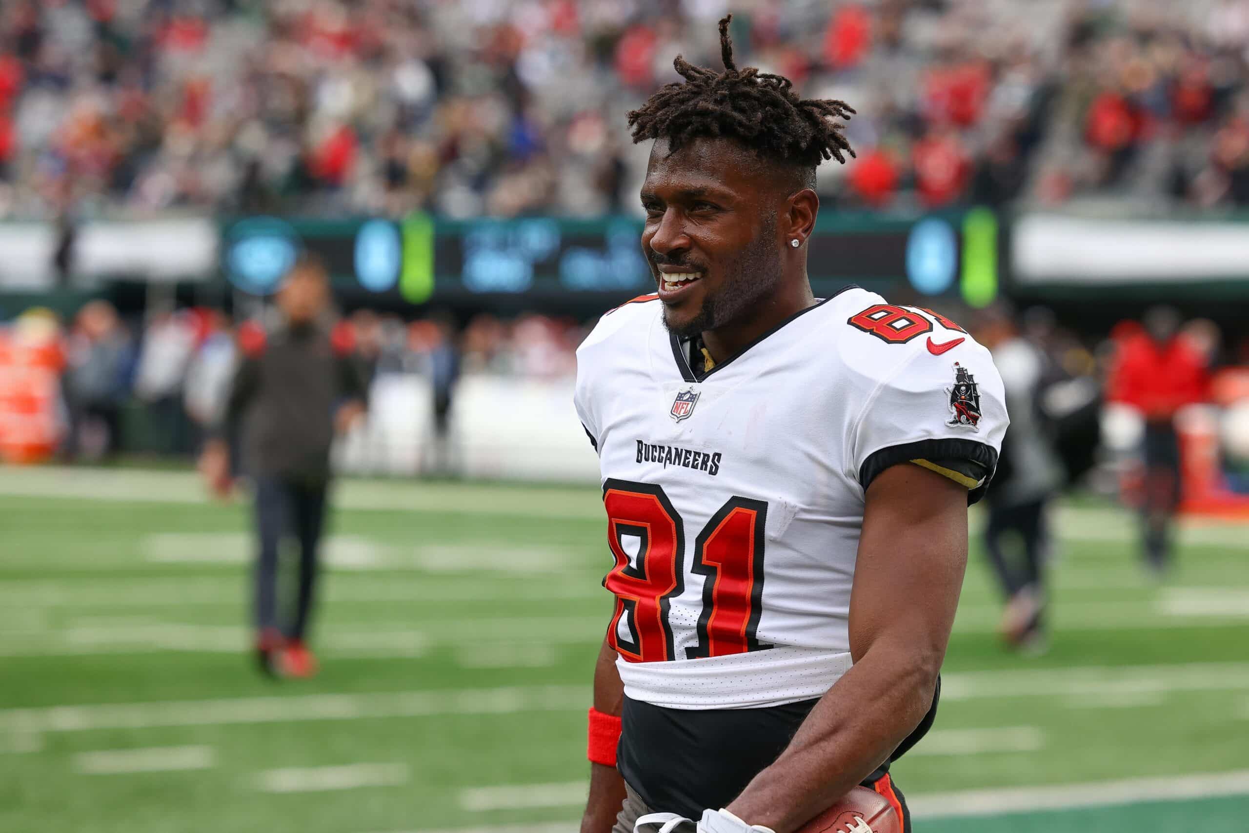Antonio Brown fires back at Asante Samuel over controversial AJ Brown post