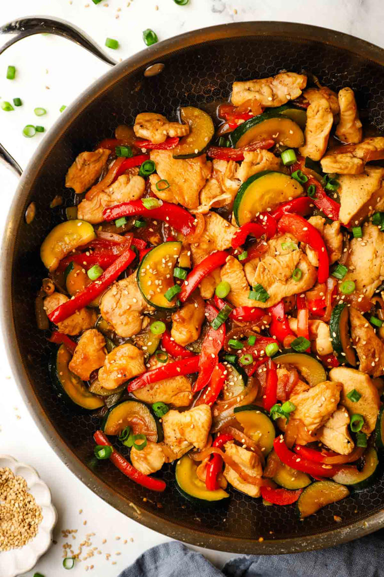 Zucchini chicken stir fry