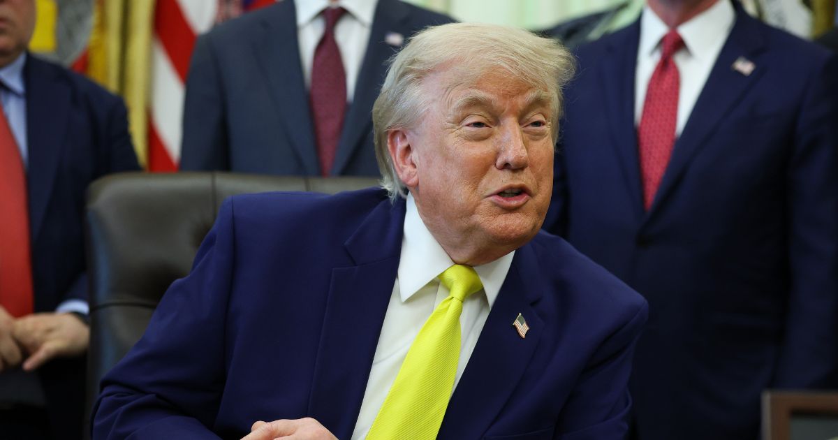 Trump makes large investment in specialty restaurant chain