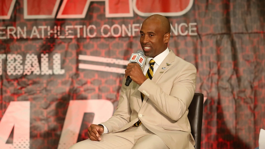 Six inducted into Black College Football Hall of Fame, Charlie Neal honored
