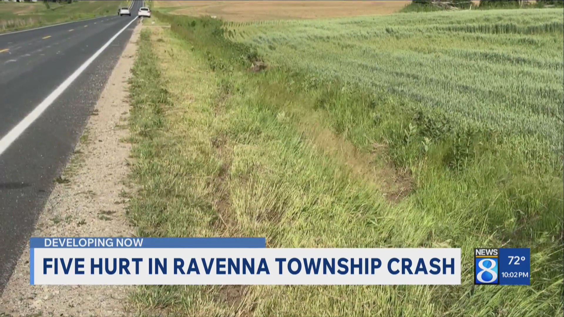 5 people hurt in Ravenna Township crash, dispatch says