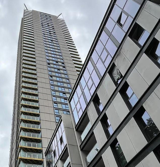 Family of three who plunged 400ft to their deaths from London tower ...