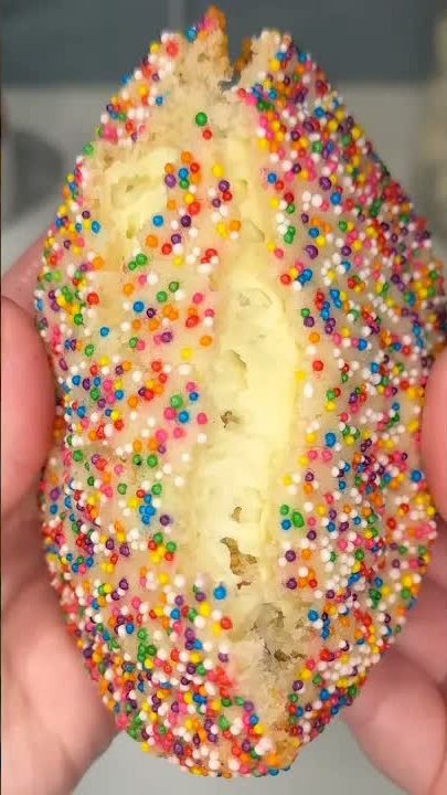Viral cheesecake stuffed dot cookies recipe!