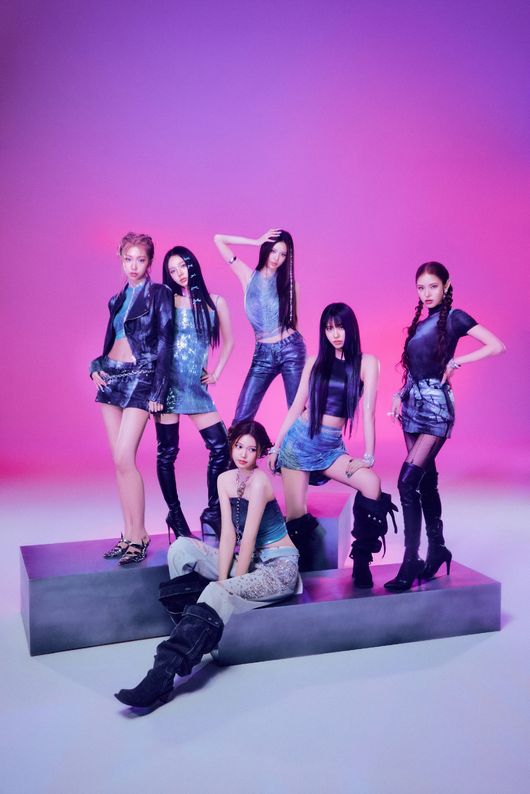 izna 컴백 D-DAY…파워 몽환 'Set the tempo' 오늘(8일) 발매
