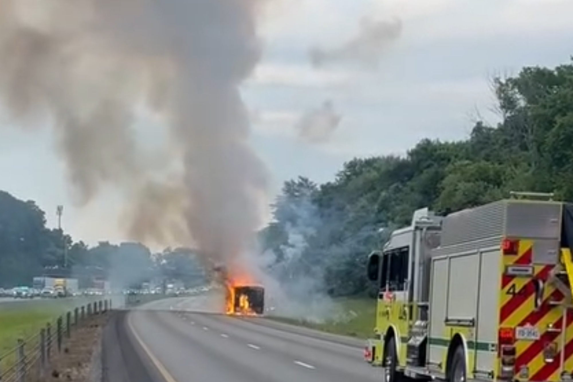 Trailer carrying fireworks catches fire, explodes on Tennessee highway ...