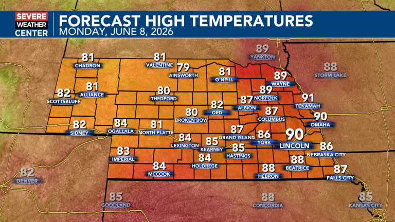 Watch live: Heat and humidity move in early to midweek