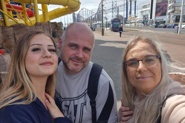 'We lost everything in 10 minutes' - Bradford family heartbreak as fire ...