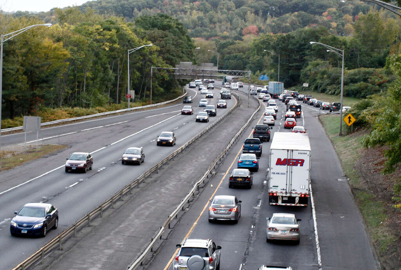 Waterbury man, 35, killed in motorcycle crash on I-84 east, police say