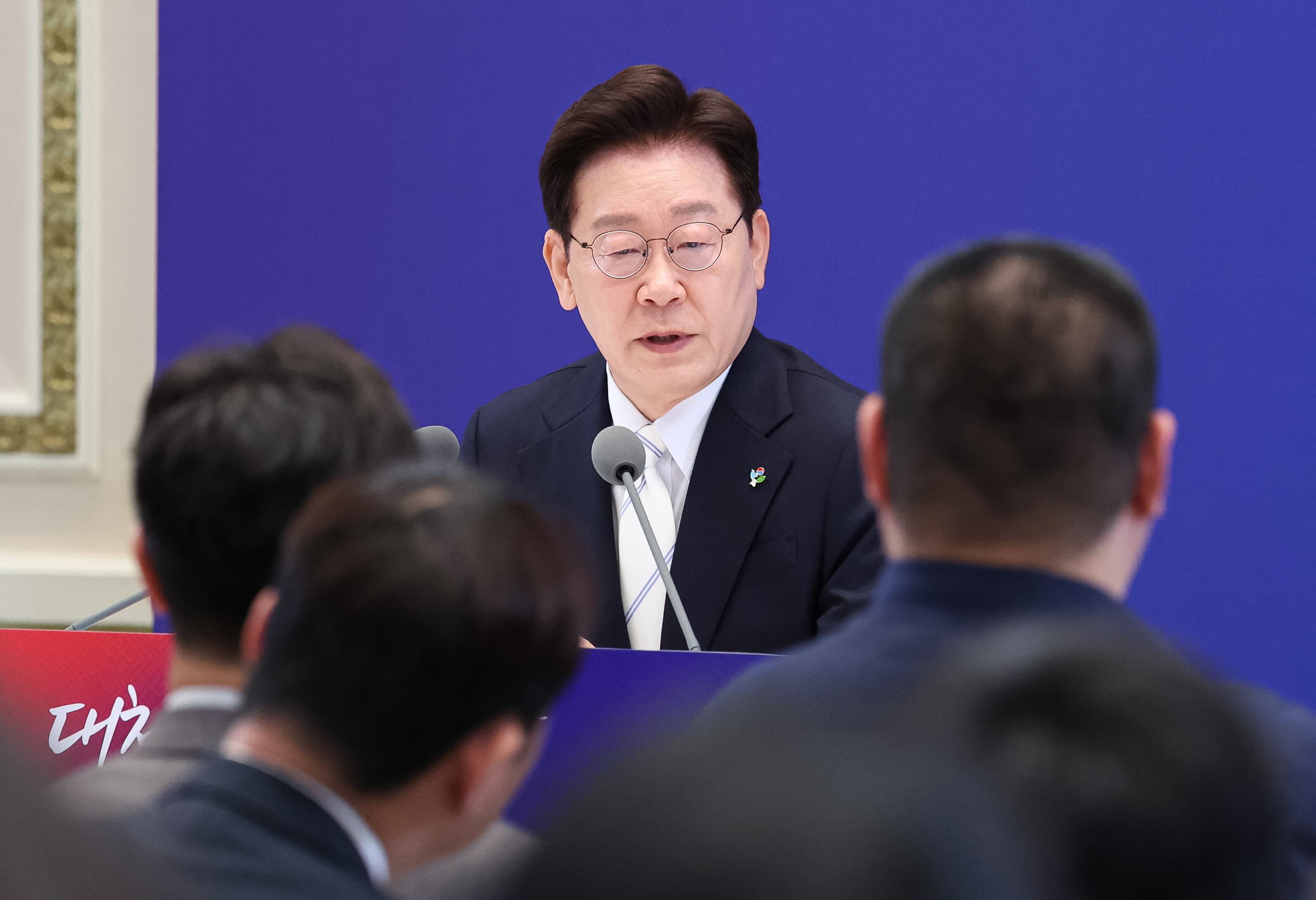 President Lee Jae Myung calls debt repayment 'foolish', prioritizes growth
