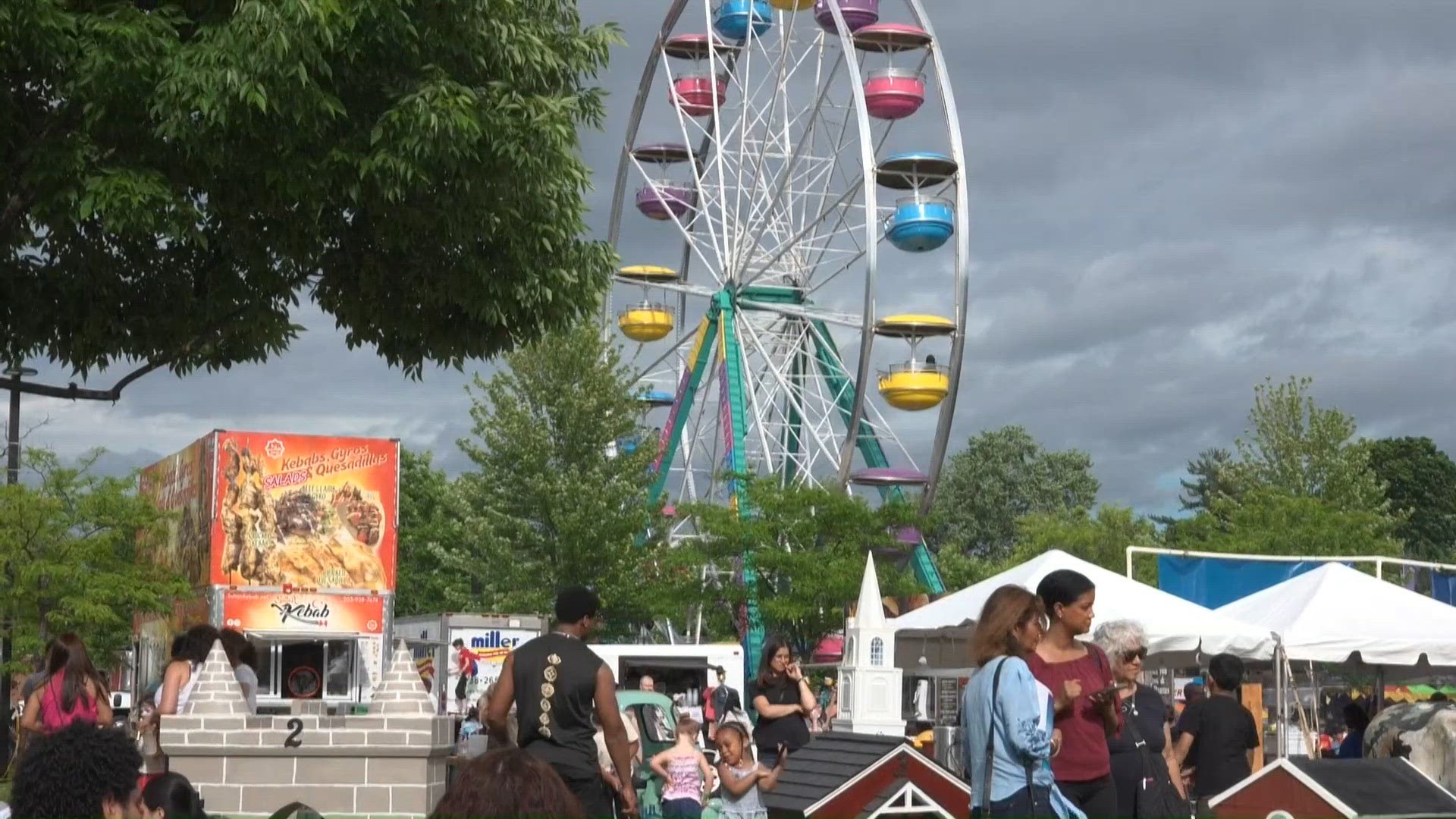 West Hartford festival wraps up after drawing tens of thousands
