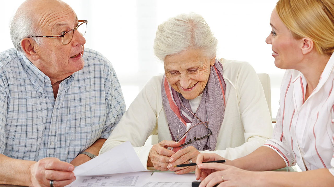 4 reasons why most older adults don't live much past 80