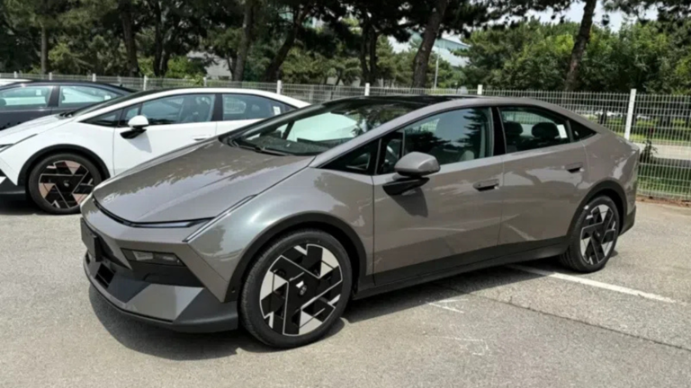 Hyundai Ioniq V looks like a concept car that escaped onto the road
