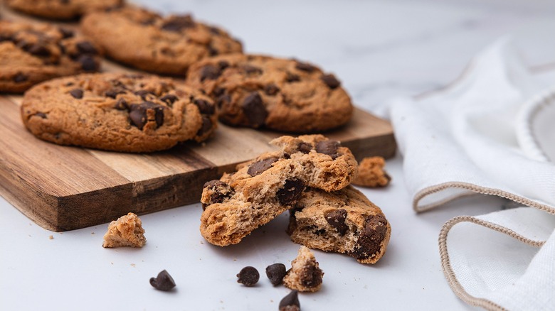 The best oven temperature for crispy, not burnt, cookies