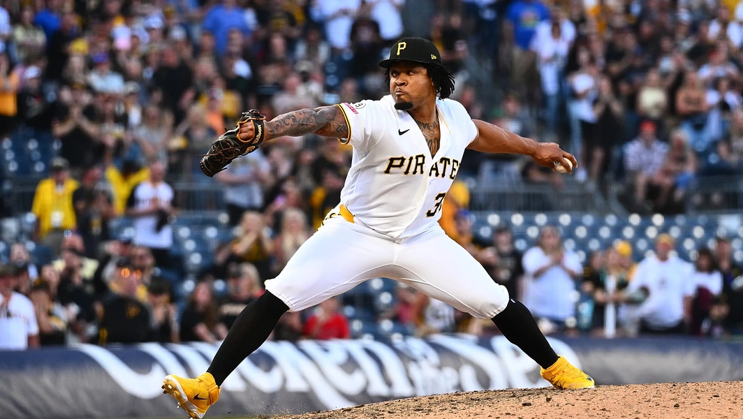 Pirates fans back salary cap only with spending floor