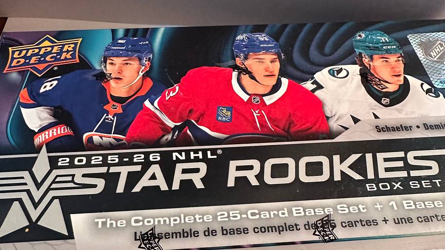 2025-26 Upper Deck NHL star rookies box set review