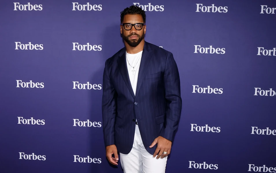 Russell Wilson retires after 14 seasons, joins CBS Sports