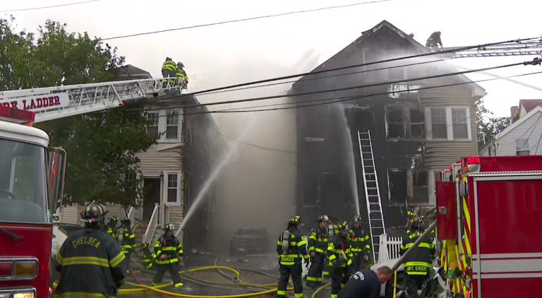 4-alarm fire breaks out, burns at least 2 homes, car in Winthrop