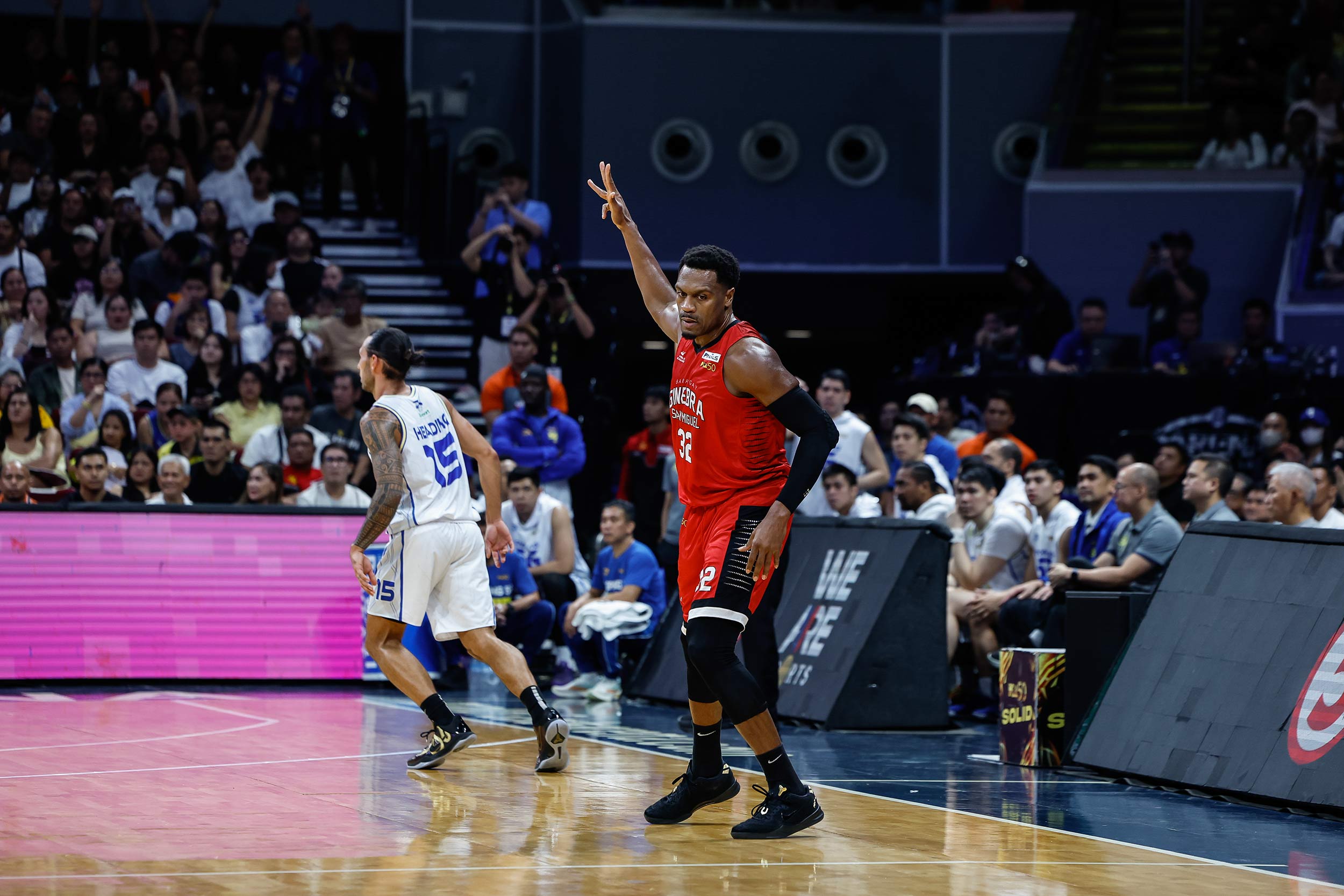 Ginebra moves within two more wins of first PBA title in three years