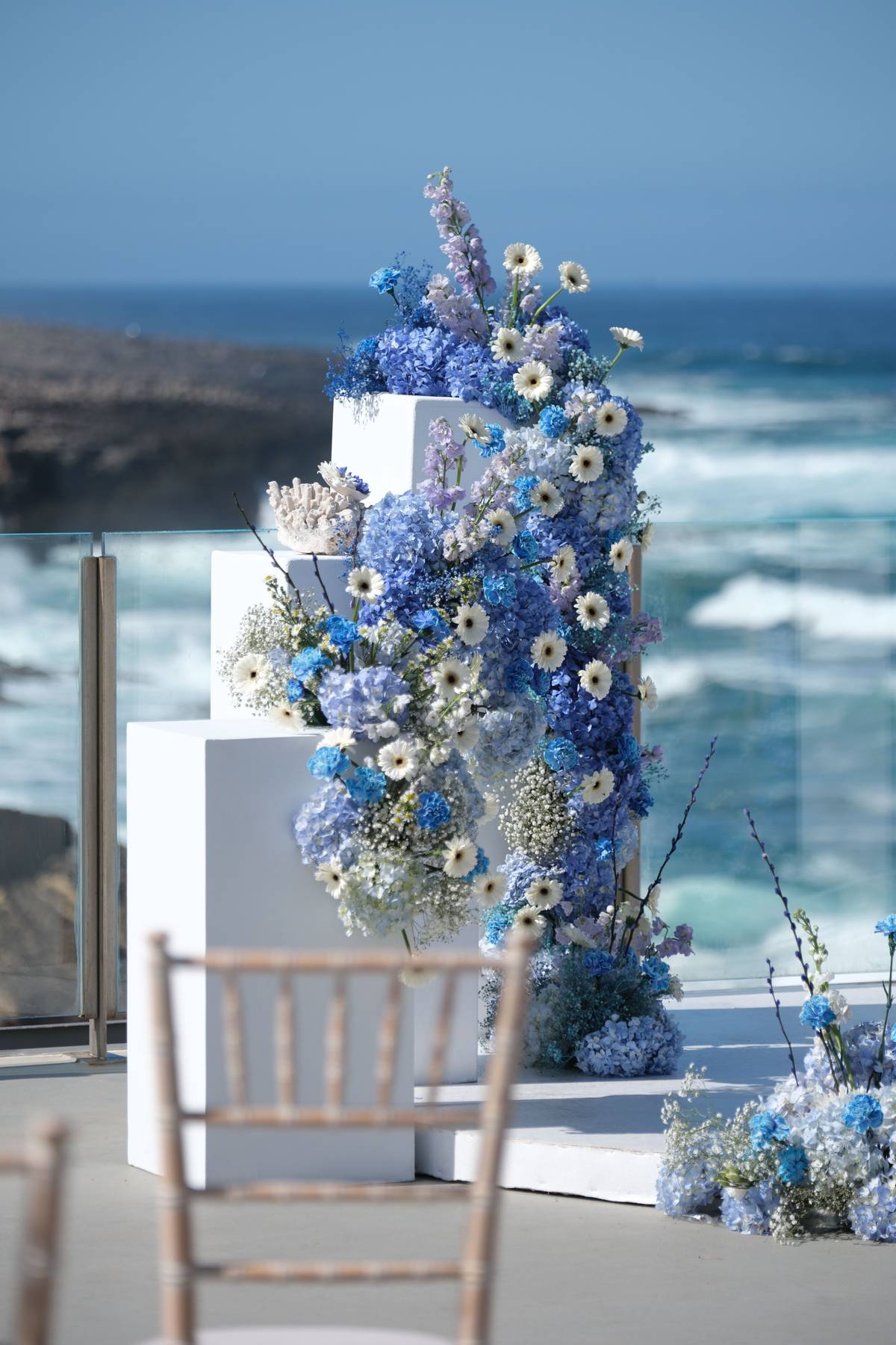 Inspirado no oceano! Os detalhes da decoração azul e branca que marcou ...
