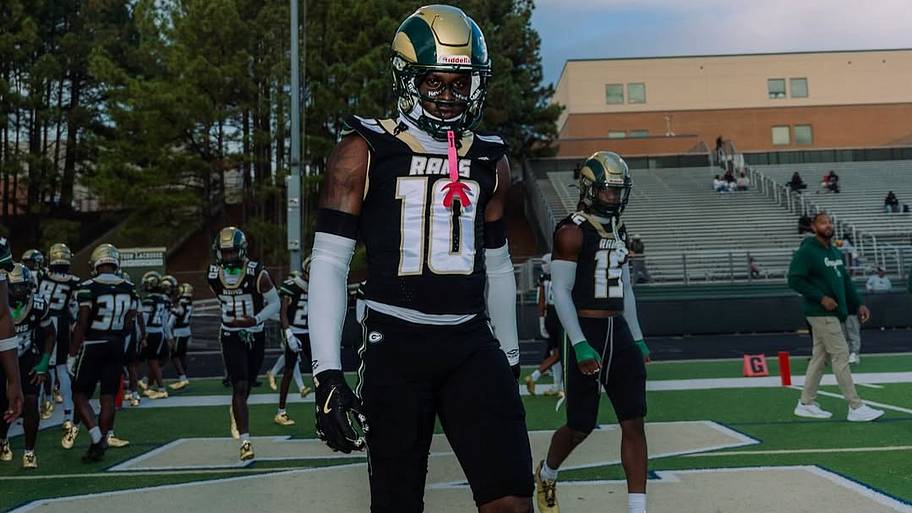 Three-star linebacker Eli Harris commits to Nebraska