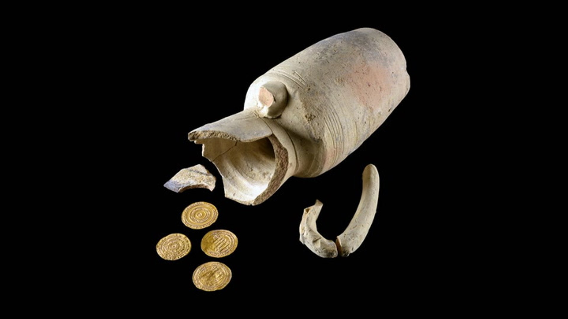 Ancient gold stash found in jug