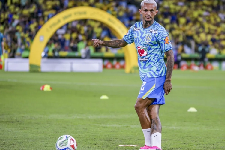Catastrophe pour le Brésil : un titulaire ne disputera pas la Coupe du ...