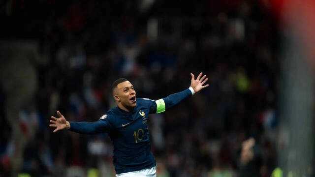 Kylian Mbappe prioritizes team success over personal achievements