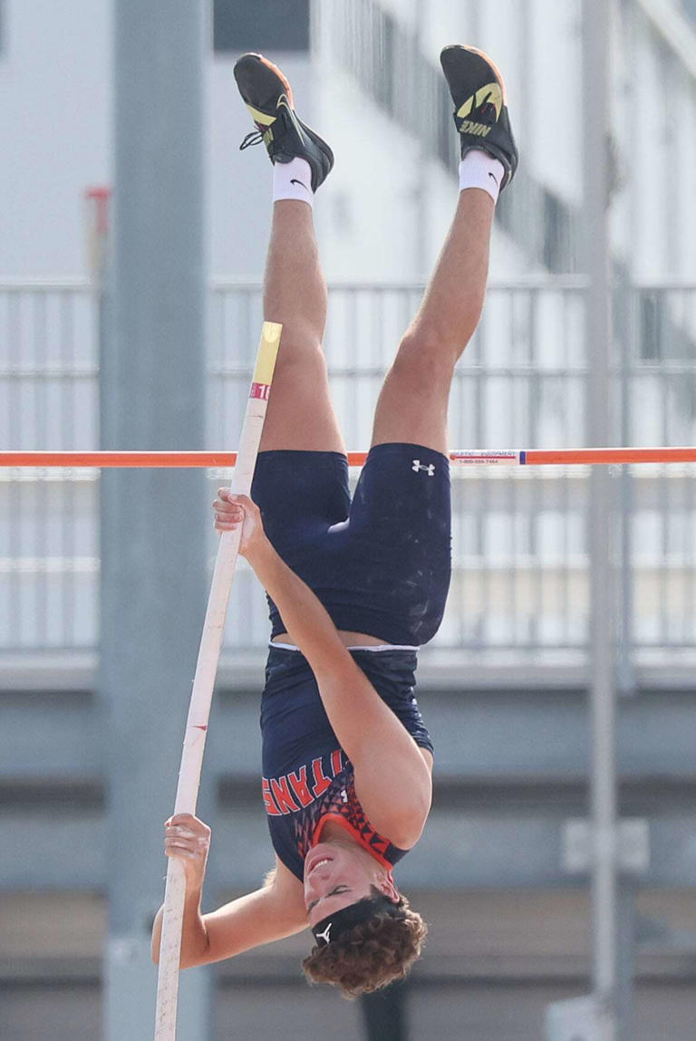 OHSAA girls state track 2026: How Avon won the Division I team title ...