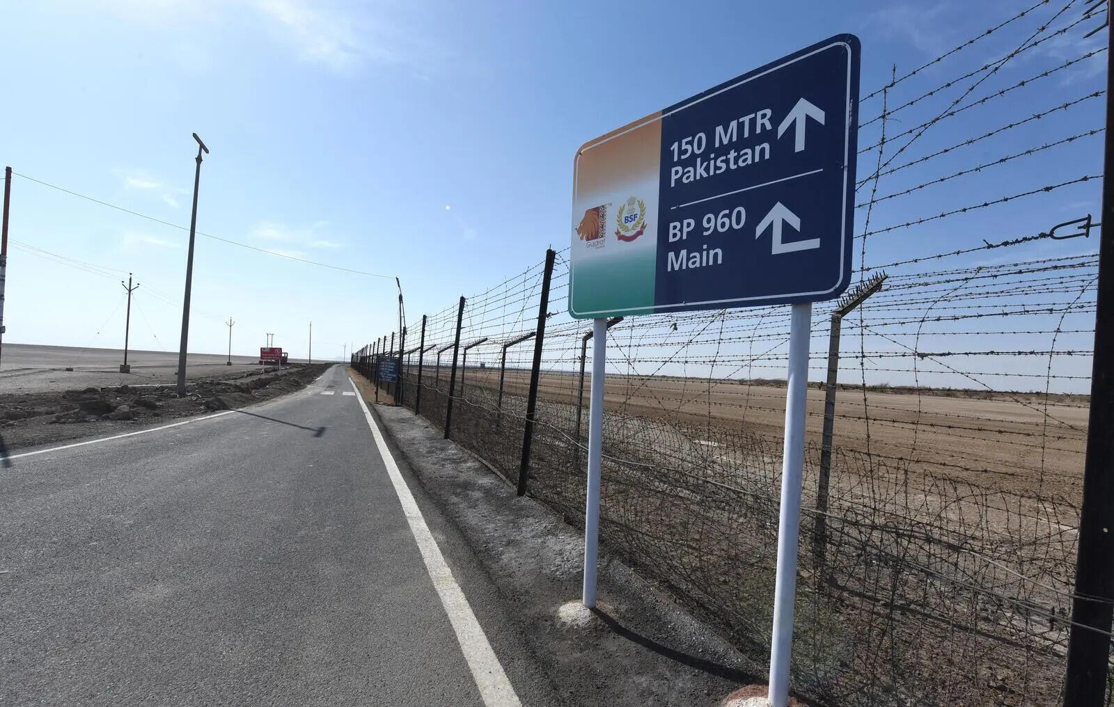 Eight senior IPS officers to camp in 16 border villages of Gujarat for ...