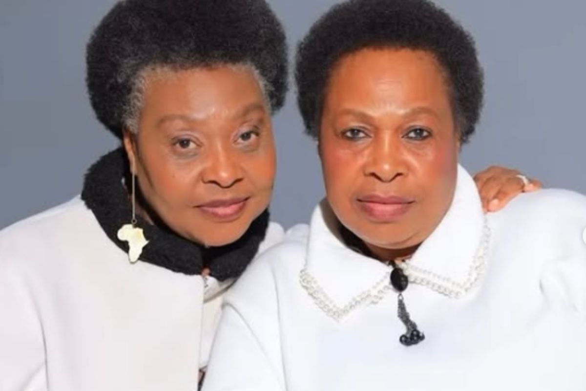 Meet Yvonne Chaka Chaka’s older sister, Refilwe Thabethe! [photos]