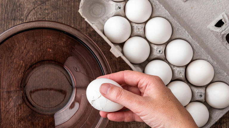 Why it's important to store eggs in the original cardboard carton