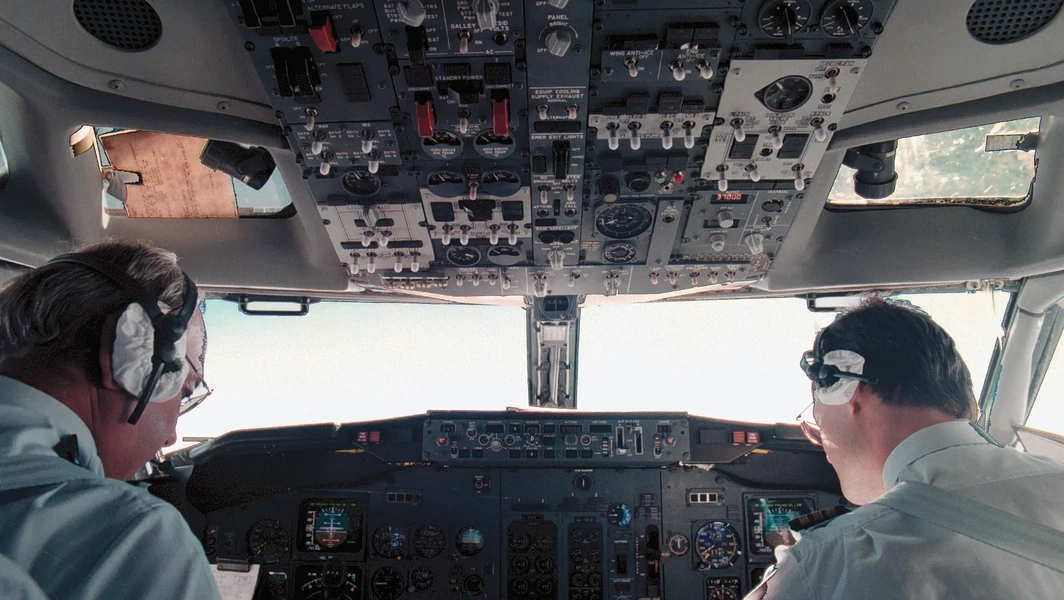 Inside the hidden work and rest routines on long-haul flights