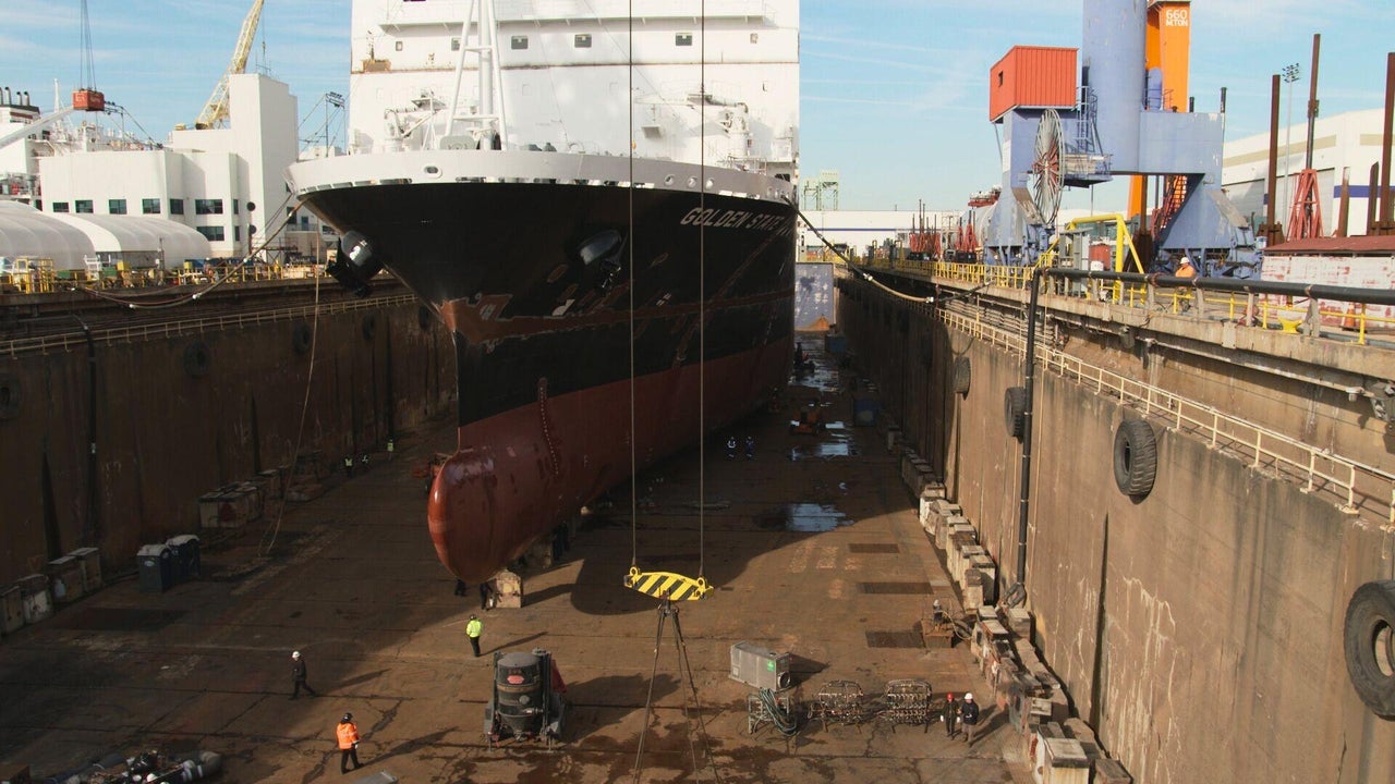 Collapse of US shipbuilding poses national and economic security risks ...