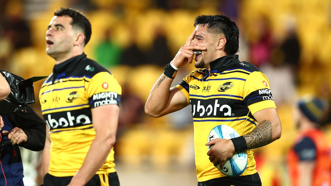 Hurricanes crush Brumbies 66-12 in record finals rout