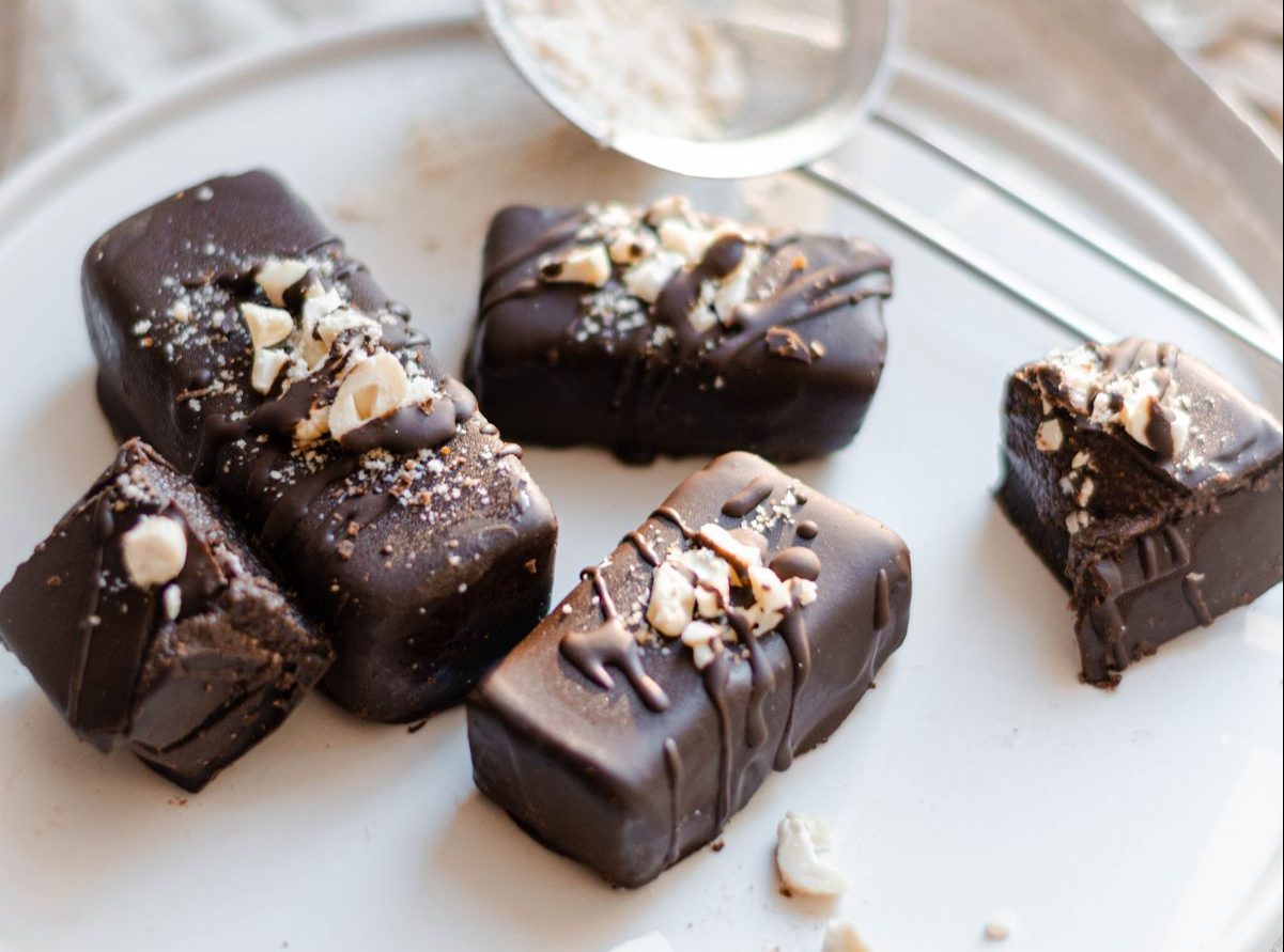 Healthy Snickers: So einfach mache ich gesunde Schokoriegel selbst