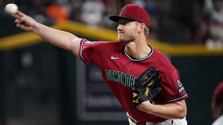 Michael Soroka mows down his old team in firm Diamondbacks win