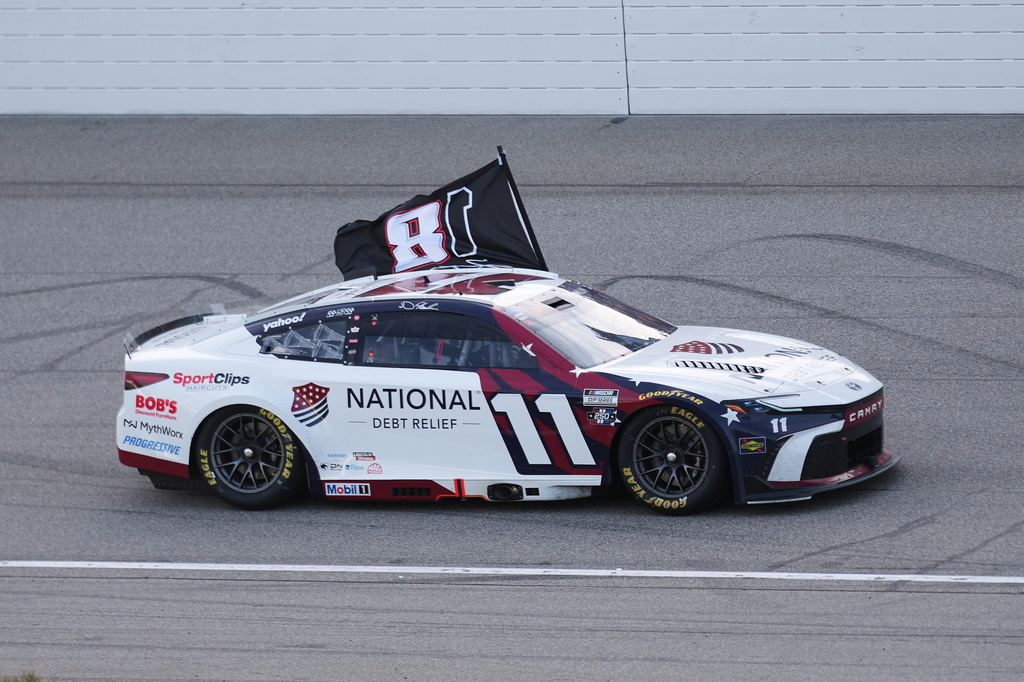 Denny Hamlin dedicates NASCAR victory at Michigan to Kyle Busch after ...