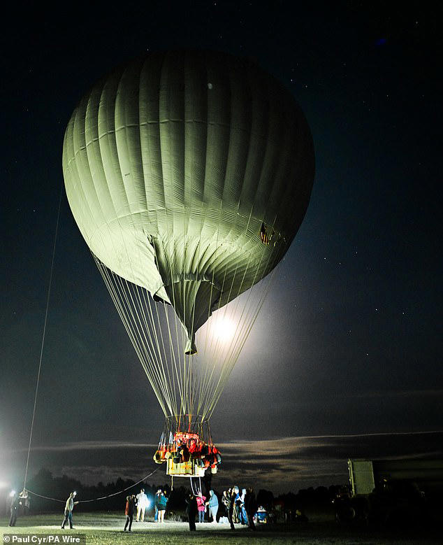 British adventurer becomes the first woman to cross the Atlantic Ocean ...