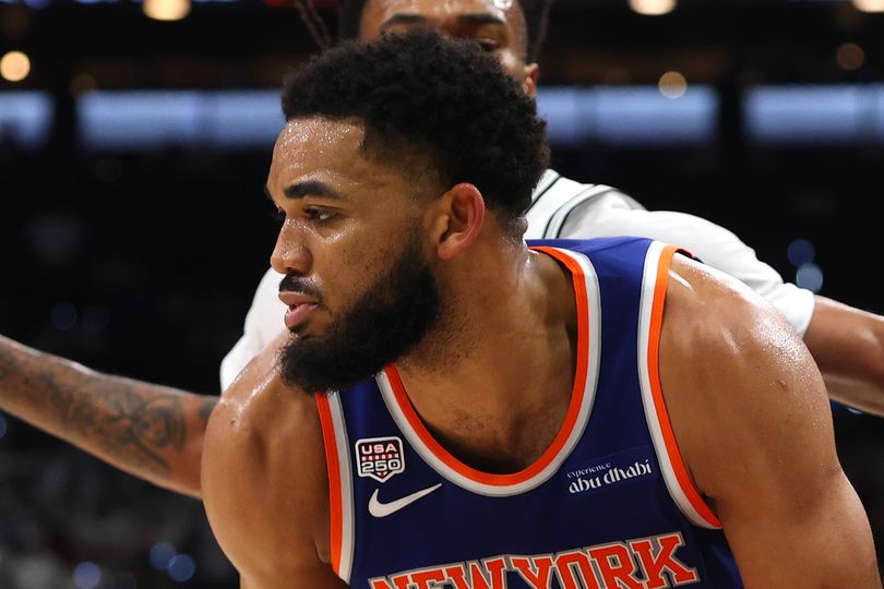 Karl-Anthony Towns skillfully dodges question about Donald Trump's NBA ...