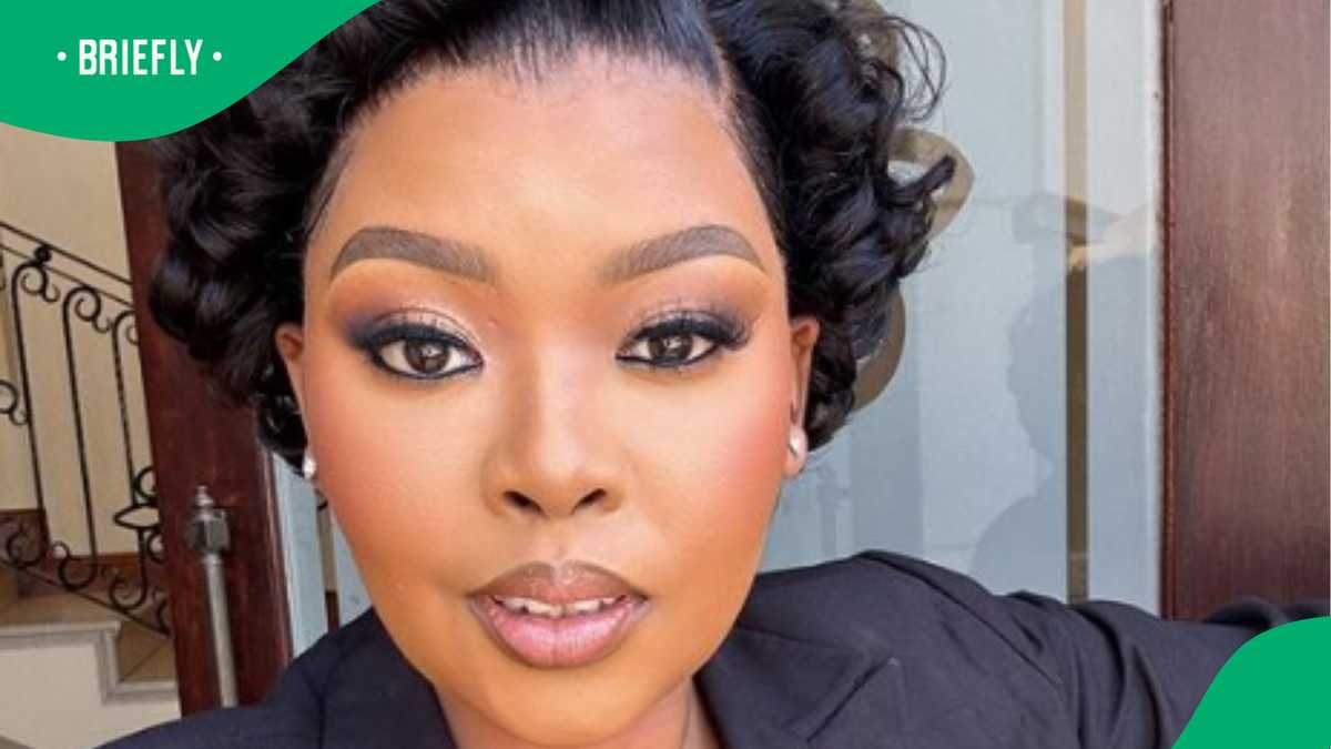 Find out how Mzansi reacted to Anele Mdoda's new presenting gig