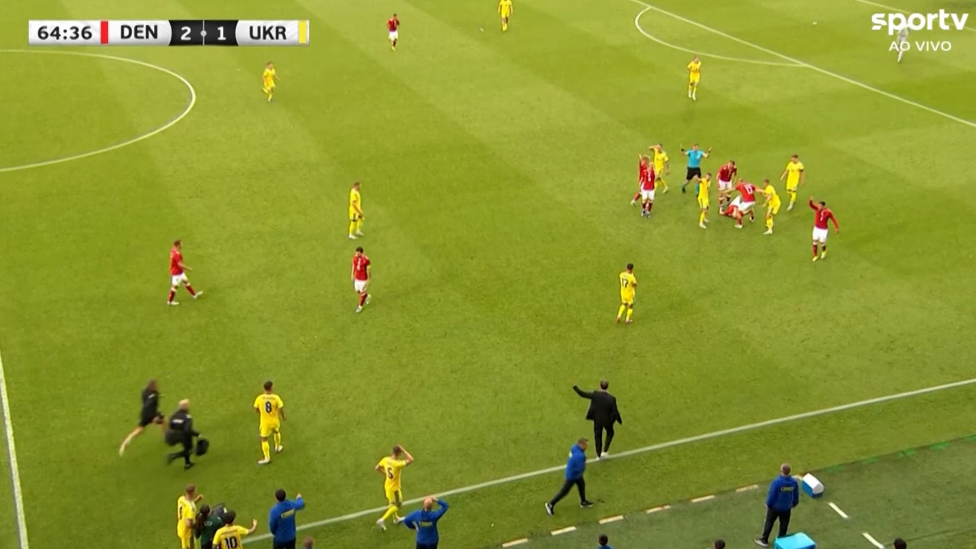 Eriksen collapses again during a match — scenes of panic in Denmark