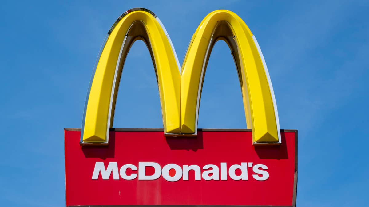 McDonald's employee in ICU after coworker allegedly throws hot oil in ...