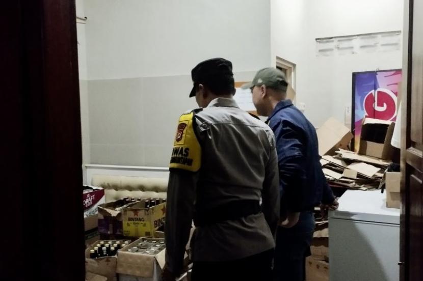 Polres Bantul sita 379 botol miras dari tiga toko berjejaring