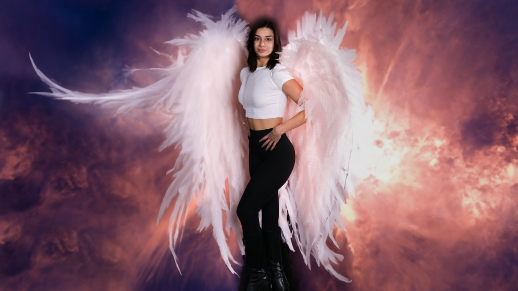 DIY angel wings! 😇
