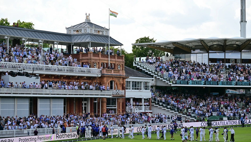 Lord's test sparks criticism over poor pitch conditions